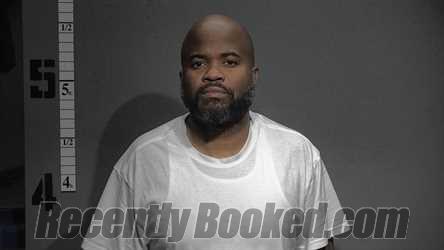 Recent Booking / Mugshot for TRAVIS ODELL WALTERS in Suffolk County ...