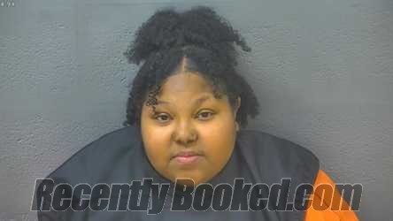 Recent Booking / Mugshot for ALEXIS NICOLE CARDWELL in Lynchburg County ...