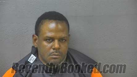Recent Booking / Mugshot for COREY LAMONT BRADLEY in Lynchburg County ...