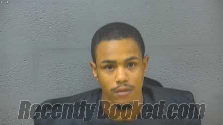 Recent Booking / Mugshot for ISAIAH TERRELL KNOWLES in Lynchburg County ...