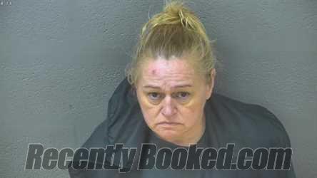Recent Booking / Mugshot for JENNIFER PETTIT in Lynchburg County, Virginia