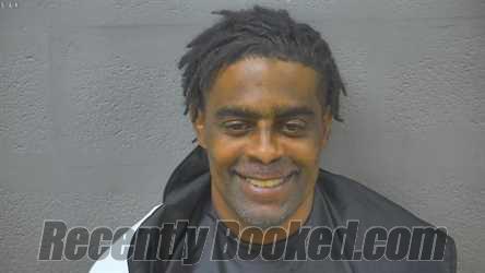 Recent Booking / Mugshot for KENNETH JEROME DAVIS in Lynchburg County ...