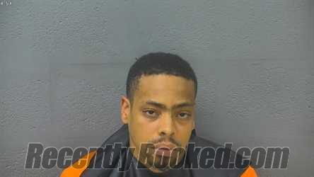 Recent Booking / Mugshot for TREVAUGHN LEANDRE SMITH in Lynchburg ...
