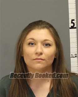 Recent Booking / Mugshot for REBEKAH LYNN GREAVER in Staunton County ...