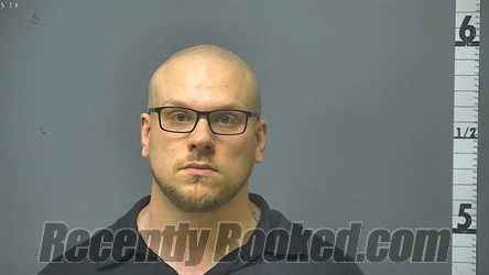 Recent Booking / Mugshot for DONALD JORDAN SAUNDERS in Waynesboro ...