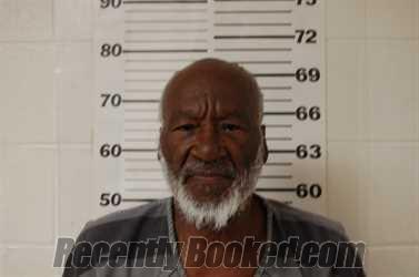 Recent Booking / Mugshot for JOHN MILLER DAVIS in Henderson County, Texas