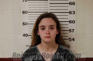 Recent Booking / Mugshot for MIA RYLEE RENEAU in Henderson County, Texas