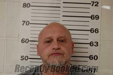 Recent Booking / Mugshot for ROBERT DARVIN KIMBRELL in Henderson County ...