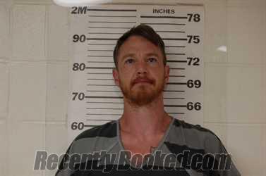 Recent Booking / Mugshot for DUSTIN ANDREW SELAND in Henderson County ...
