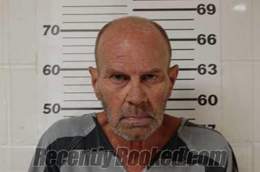 Recent Booking / Mugshot for JOE DARRELL WHITWORTH in Henderson County ...