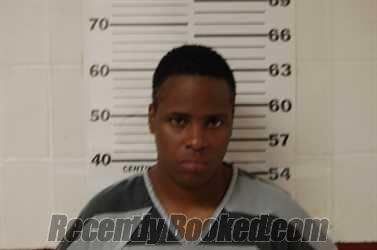 Recent Booking / Mugshot for TABITHA DISHEA CALHOUN in Henderson County ...