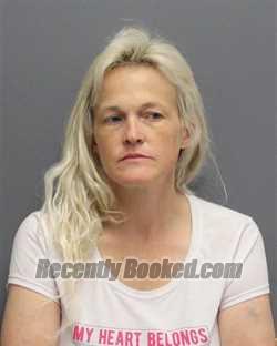 Shelly Renee Collette Mugshot & Arrest Info | Winchester County, VA