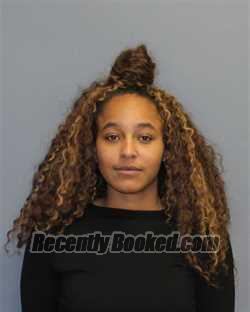 Recent Booking / Mugshot for NEVAEH ANN HOWARD in Winchester County ...