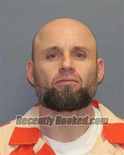 Recent Booking / Mugshot for JOEY WAYNE SHIFFLETT in Winchester County ...