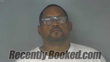 Recent Booking / Mugshot for ERIC ENCARNACION in Williamsburg County ...
