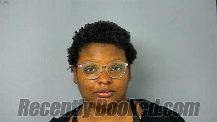 Recent Booking / Mugshot for SHANIQUA SHAVONTE WHITE in Williamsburg ...