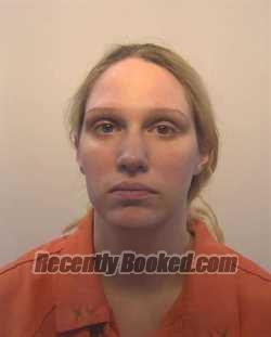Recent Booking / Mugshot for Kayla Paige Reeves in Chesapeake County ...