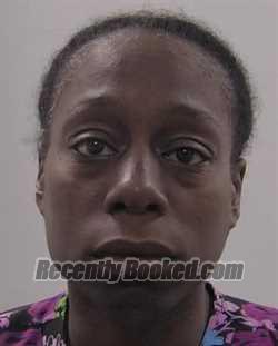Recent Booking / Mugshot for Stephanie Delisa Davis in Chesapeake ...