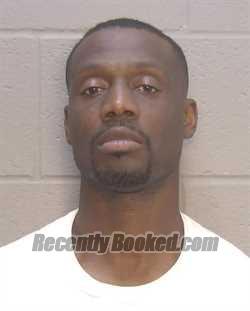Recent Booking / Mugshot for Kenneth Deshaun Cowell in Chesapeake ...