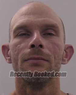 Recent Booking / Mugshot for Christopher LEE Waite in Chesapeake County ...