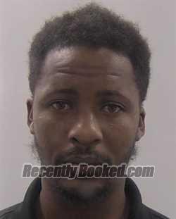 Recent Booking / Mugshot for Ray-Quan Quate Weaver in Chesapeake County ...