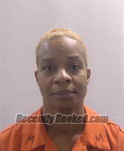 Recent Booking / Mugshot for Keyauna Monic Veney in Chesapeake County ...