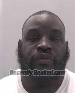 Recent Booking / Mugshot for Travis Oneil Basnight in Chesapeake County ...