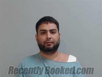 Recent Booking / Mugshot for MARIO ALBERTO SALINAS in Hidalgo County, Texas