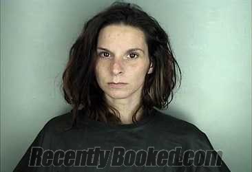 Recent Booking / Mugshot for ASHLEY NICOLE PERRY in Greenwood County ...