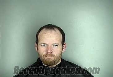 Recent Booking / Mugshot for DEREK WESLEY MCALISTER in Greenwood County ...
