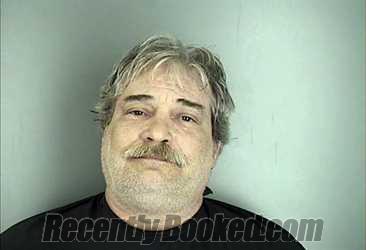 Recent Booking / Mugshot for DEWAYNE HOWARD VESS in Greenwood County ...