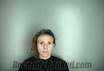 Recent Booking / Mugshot for ELIZABETH DAWN WALLEN in Greenwood County ...