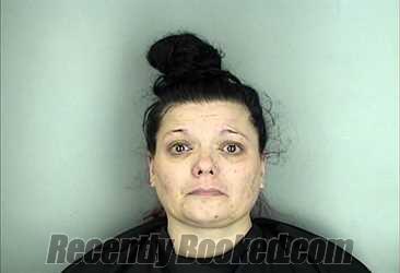 Recent Booking / Mugshot for JENNIFER LYNN CORLEY in Greenwood County ...
