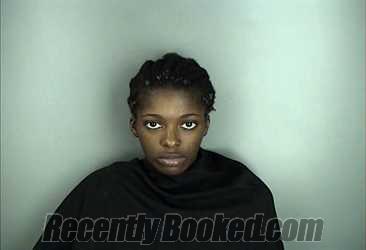 Recent Booking / Mugshot for KAREASHA NYISHA WILSON in Greenwood County ...