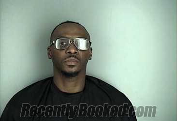 Recent Booking / Mugshot for LARRY TERRELL YARBROUGH in Greenwood ...