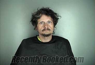 Recent Booking / Mugshot for MICHAEL ALLEN WREN in Greenwood County ...