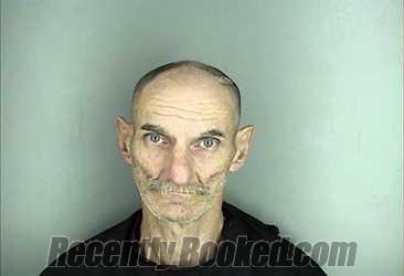 Recent Booking / Mugshot for ROGER ALLEN SMITH in Greenwood County ...