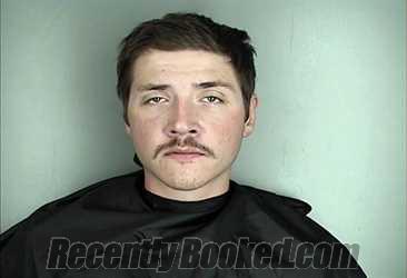 Recent Booking / Mugshot for RAY ZACK WILLIAM in Greenwood County ...