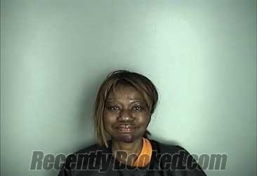 Recent Booking / Mugshot for SHERRY RENEA ROSS in Greenwood County ...