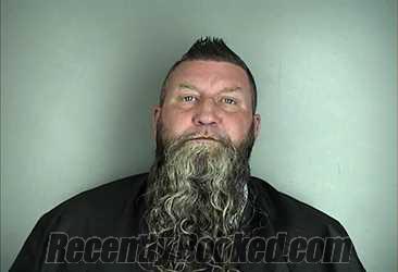 Recent Booking / Mugshot for TIMOTHY BRYANT EVERHART in Greenwood ...