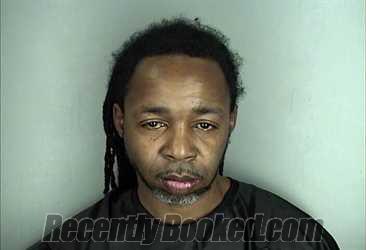 Recent Booking / Mugshot for TRAVIS MANDELL KEMP in Greenwood County ...