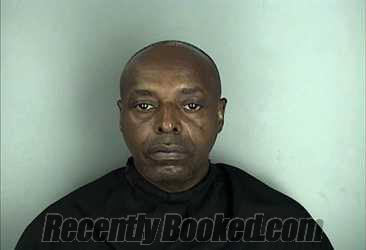Recent Booking / Mugshot for TRACY LAMAR LESTER in Greenwood County ...