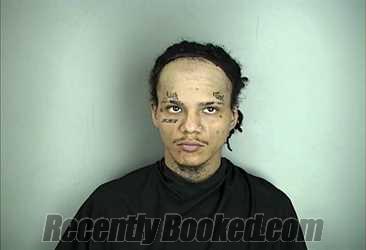 Recent Booking / Mugshot for TORREN DEANDRE SIMMONS in Greenwood County ...