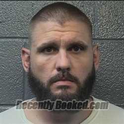 Recent Booking / Mugshot for DANIEL RAY HILDEBRAND in Danville County ...