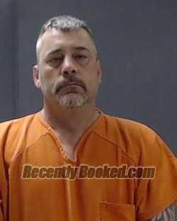 Recent Booking / Mugshot for MICHAEL WAYNE ELLINGTON in Hunt County, Texas