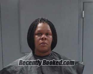 Recent Booking / Mugshot for LAMESHA DENISE TURNER in Hunt County, Texas