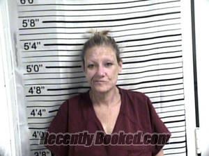 Recent Booking / Mugshot for Stacie Dawn Beagle in Hutchinson County, Texas