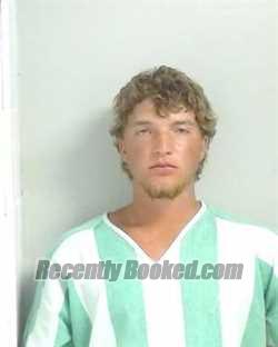 Recent Booking / Mugshot for Xavier Jay Whiteside in Hutchinson County ...