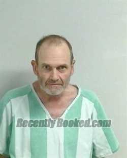 Recent Booking / Mugshot for Christopher Edward Tull in Hutchinson ...