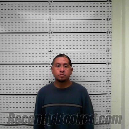 Recent Booking / Mugshot for ERIC GARZA in Jim Wells County, Texas